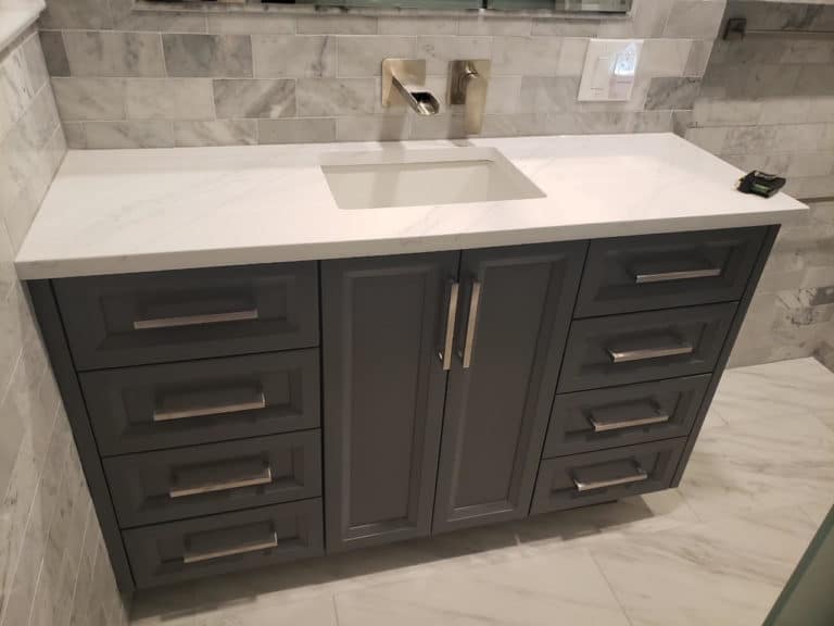 Gallery | Quartz Kitchen Countertops | Fabuwood Cabinets
